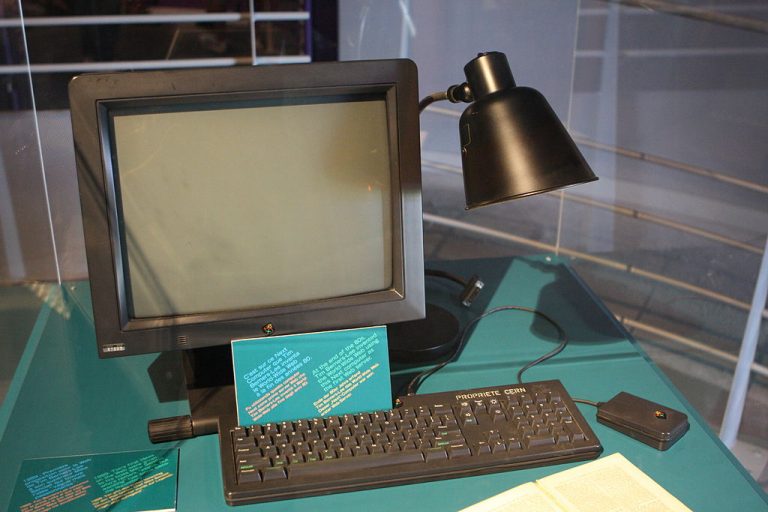 What Was the First Website? First Website Ever | Weblium